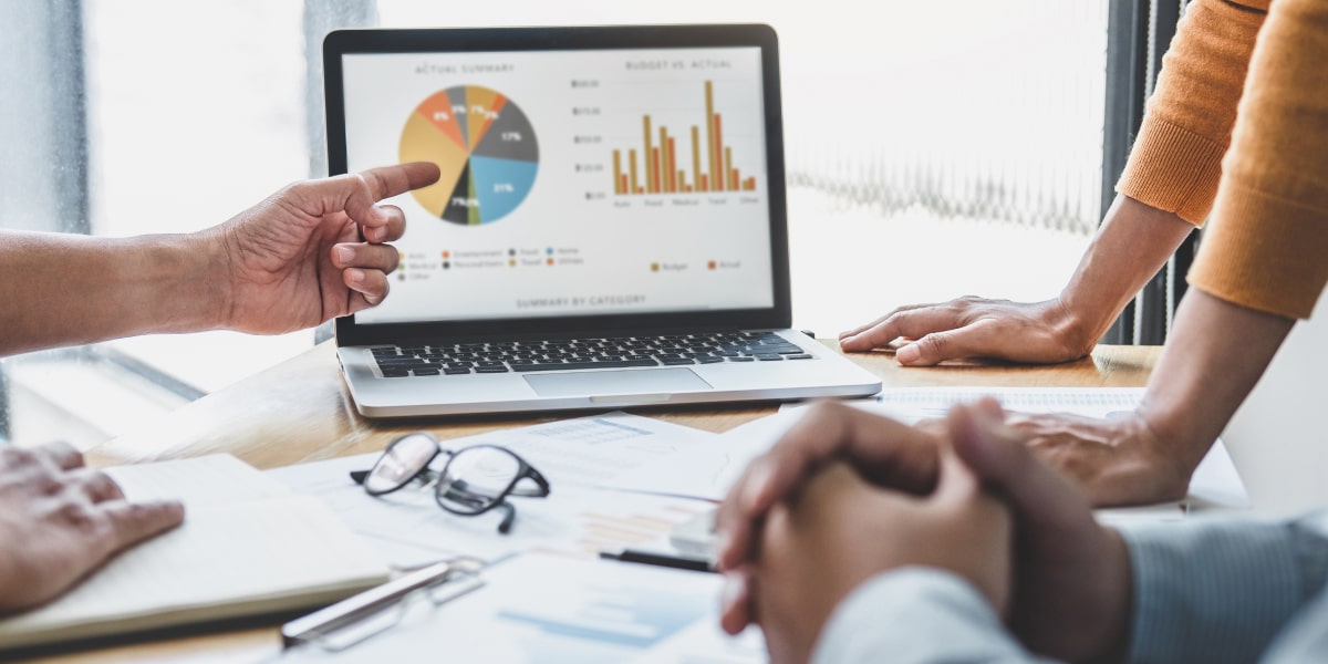 What Does a Digital Marketing Analyst Actually Do? 🤔