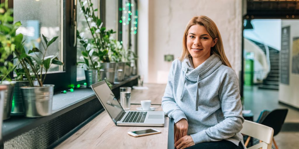 7 Top Software Engineering Courses and How to Choose One